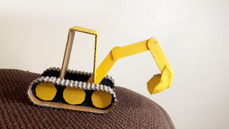 fun-excavator-craft-for-kids | Preschool365
